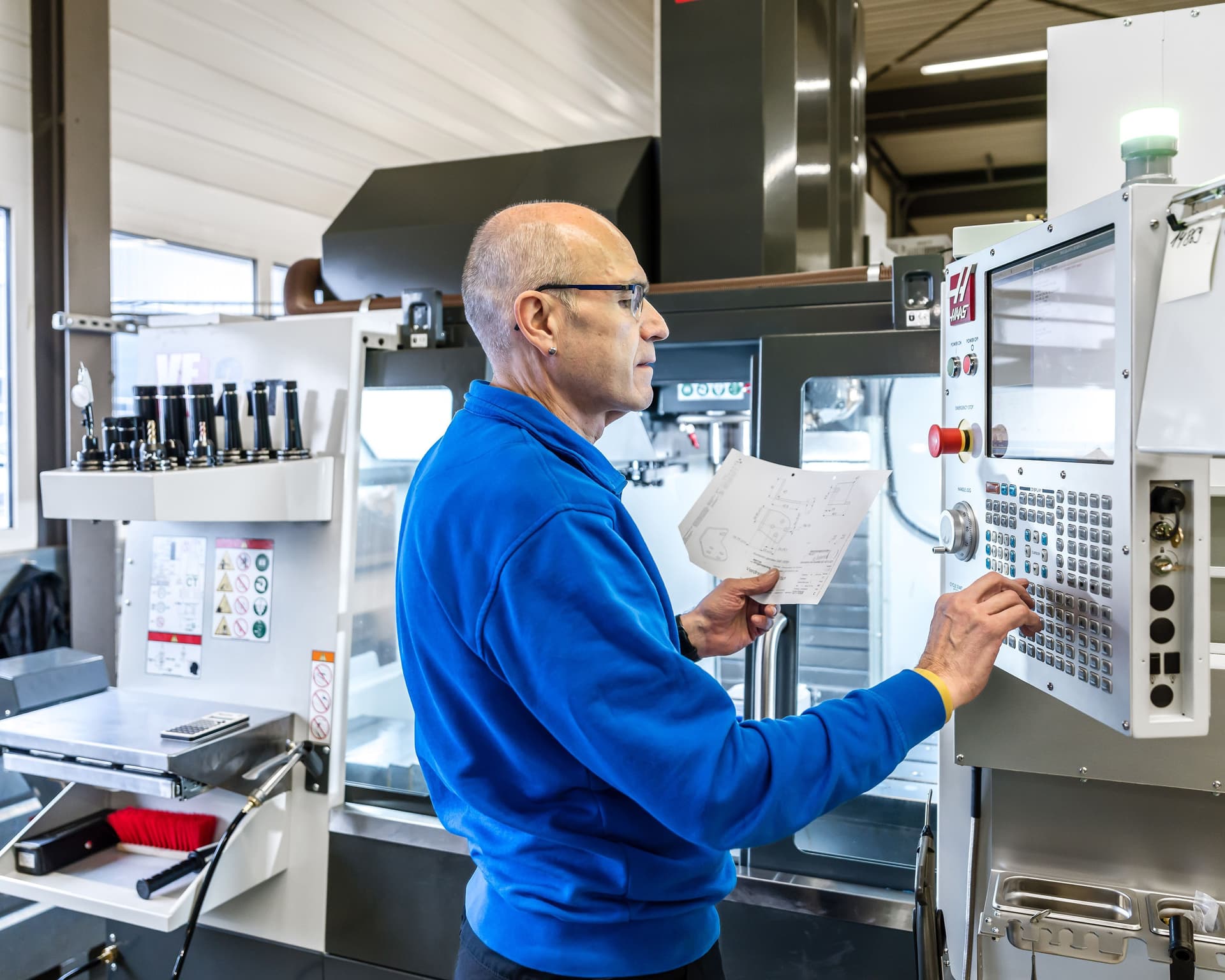 Robotics and assembly automation - Aerne Engineering AG